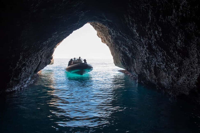 Cala Gonone: Dinghy Excursion to C. Mariolu and C. Goloritzè - FAQ