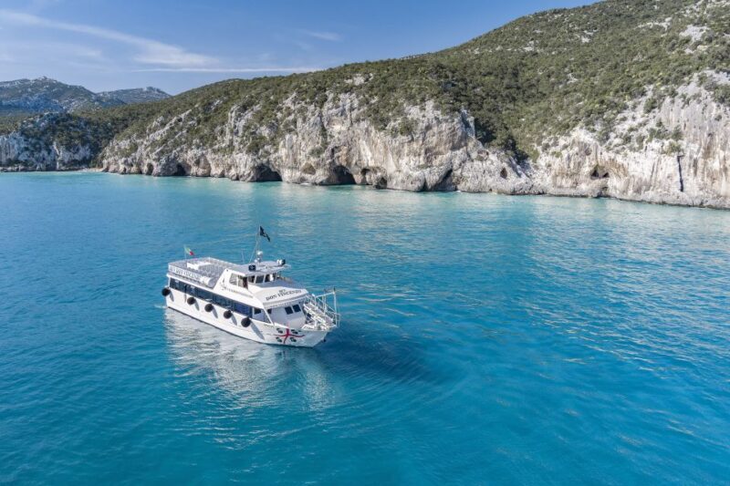 Cala Gonone: Grotta del Bue Marino and Cala Luna Boat Tour - Authenticity and Authentic Experience