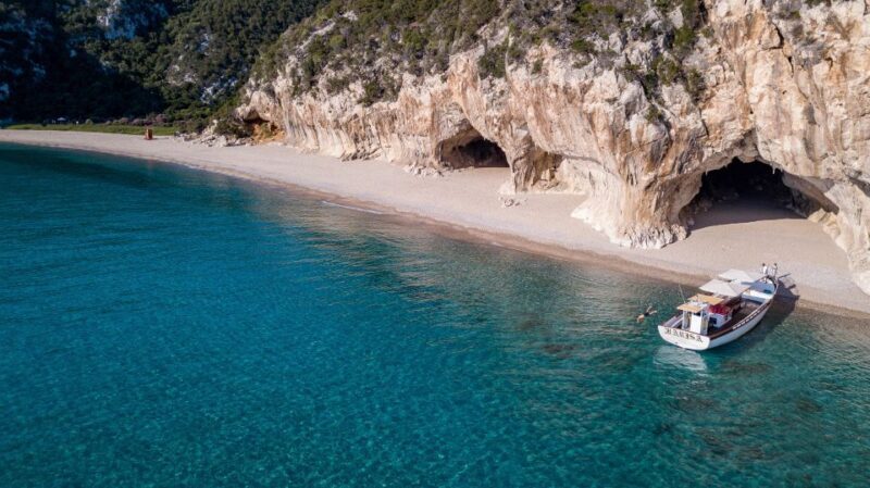 Cala Gonone: Guided Boat Tour to Cala Luna Beach - Pricing and Value