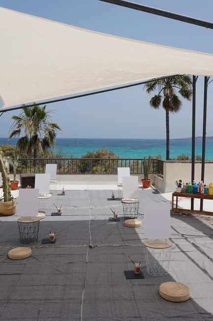 Cala Millor: Cava & Canvas Art Night at Coconut Shack - The Experience: What to Expect at Cala Millor’s ArtNight