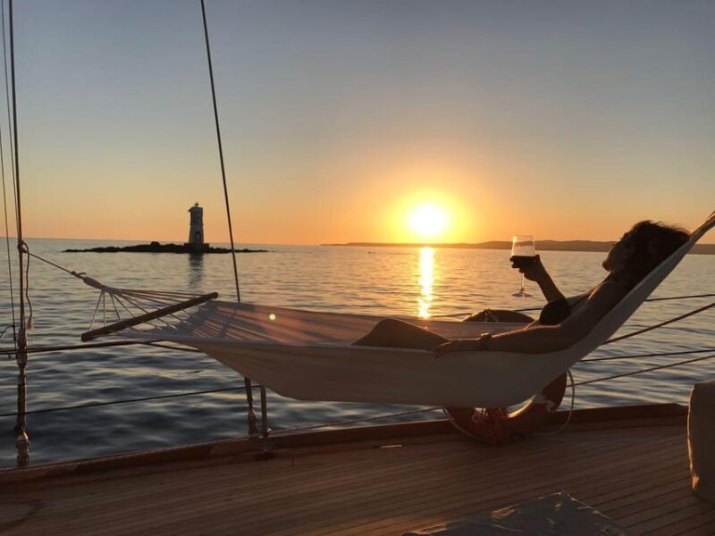 Calasetta: Sunset Sailing Tour with Dinner - An Authentic Sardinian Sailing Experience