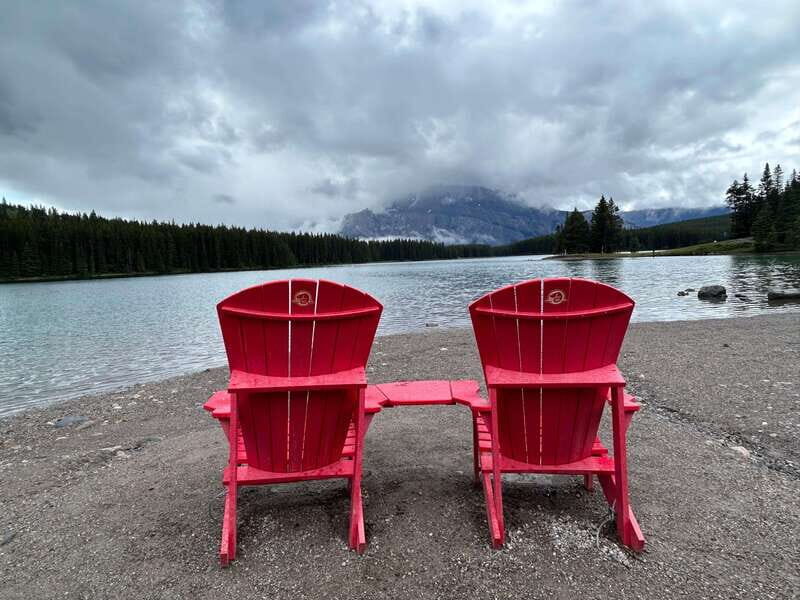 Calgary/Banff: Full-Day Private Banff National Park Tour - The Sum Up