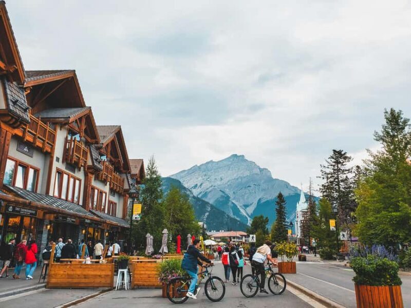 Calgary: Banff Top 5 Lakes Tour with Banff Town Visit - Authentic Travelers’ Feedback