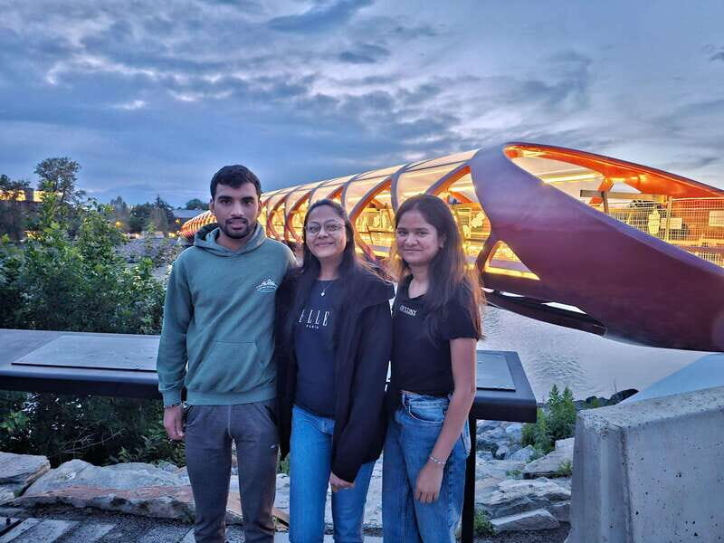 Calgary City Tour & Yamnuska Wolfdog Sanctuary Private Tour - A Detailed Breakdown of the Itinerary