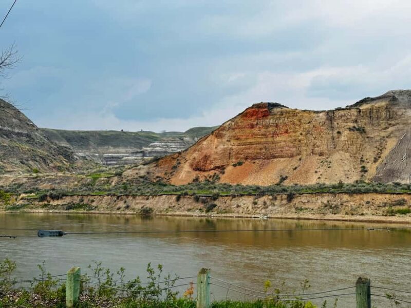 Calgary: To Drumheller (tiny town of huge monsters) Day Tour - FAQ