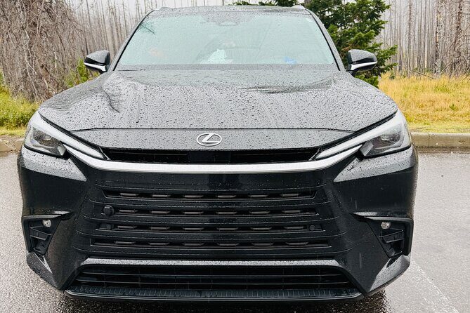 Calgary to Edmonton Private luxury Lexus TX - The Experience of a Calgary to Edmonton Private Transfer