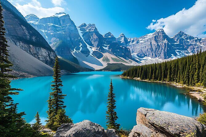 Calgary to Lake Louise and Lake Moraine - Transportation and Comfort