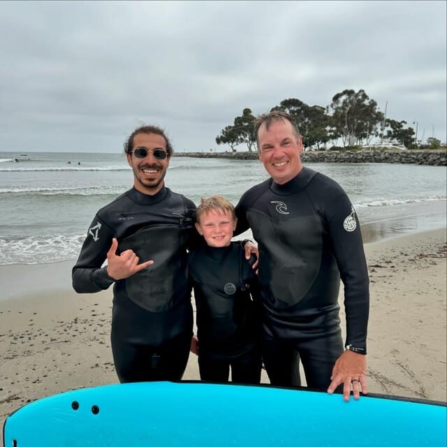 Cali: Surfing Lesson with Local Instructors - Key Points