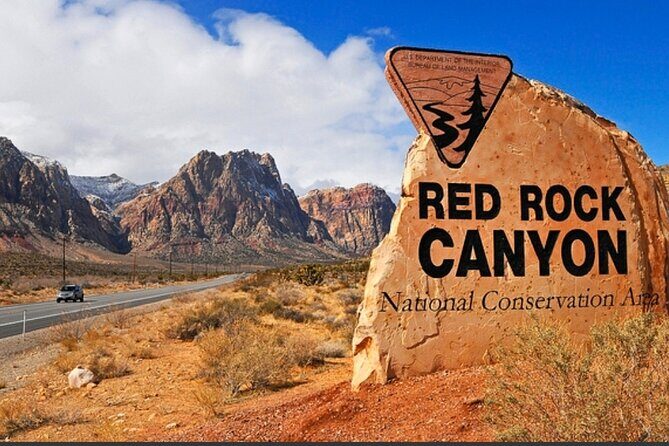 California desert, Red Rock Sign and Seven Magic Mts - The Itinerary: A Detailed Breakdown