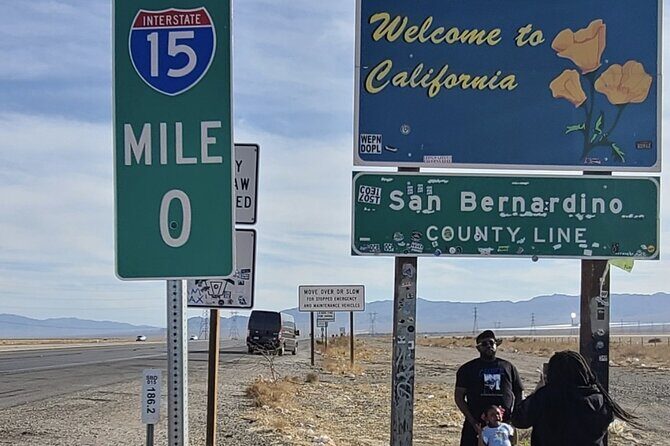California desert, Red Rock Sign and Seven Magic Mts - FAQ