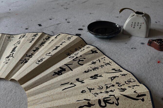 Calligraphy in Shanghai Historical Lane - Key Points