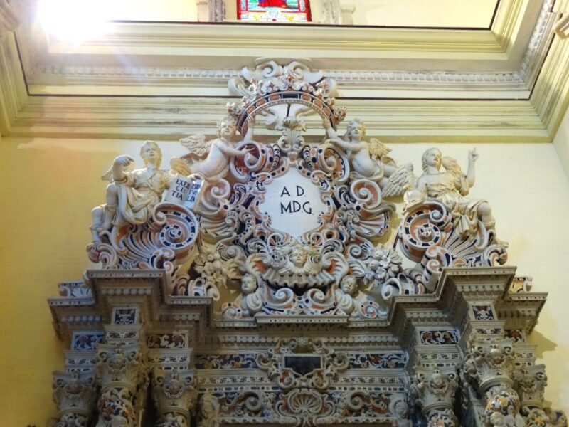 Caltagirone: Traditional Ceramic Town Walking Tour - Key Points