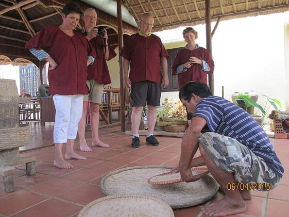 Cam Thanh Coconut Village & Lantern Making Eco Tour in Hoi An - Authenticity and Review Highlights