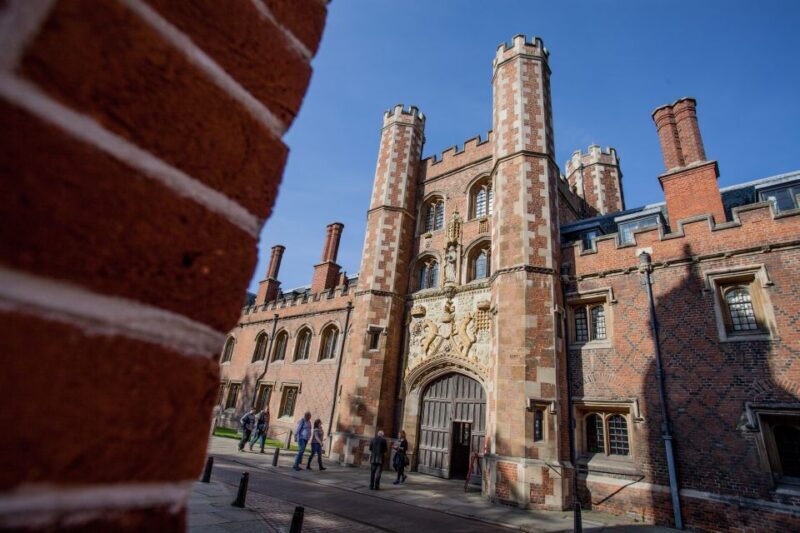 Cambridge: Alumni-Led Walking Tour w/ King's College Option - Authentic Testimonials