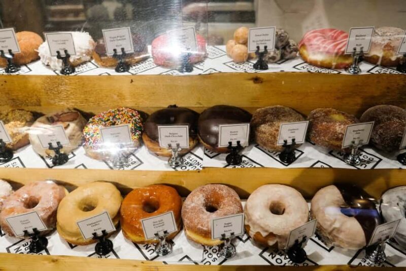 Cambridge: Discover Harvard Squares Most Delicious Donuts - Key Points