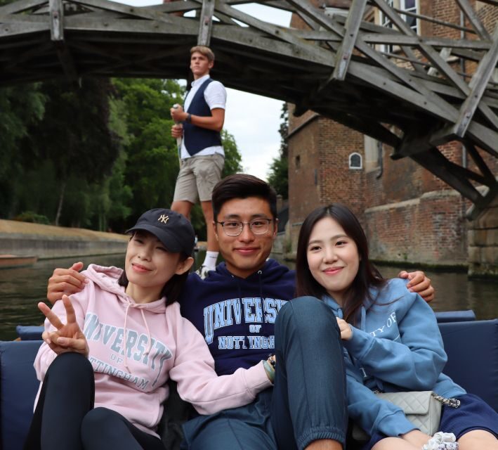 Cambridge: Private Chauffeured Punting Tour - The Scenic Route & Key Landmarks