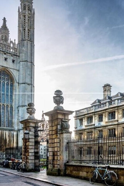 Cambridge: Sightseeing Walking Tour with a Local Guide - Key Points