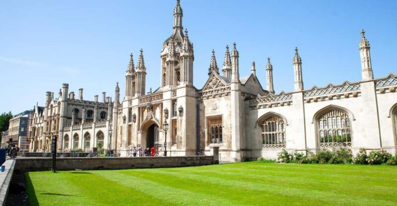 Cambridge: University Alumni Tour with Kings College Option - Historic and Scientific Landmarks
