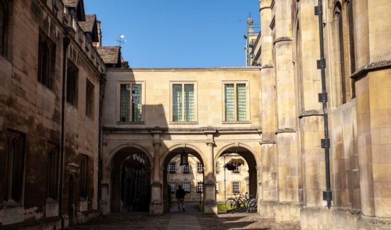 Cambridge: University Alumni Tour with Kings College Option - Starting Point: Fudge Kitchen
