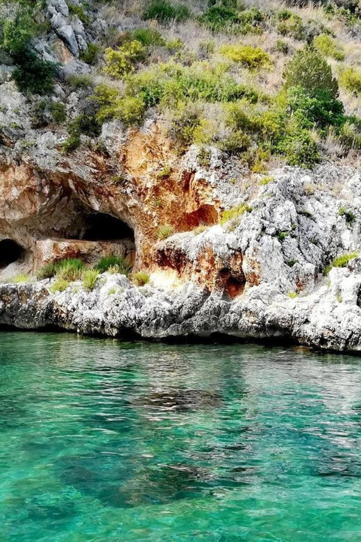 Camerota: boat tour exploring Baia Infreschi - The Experience in Detail