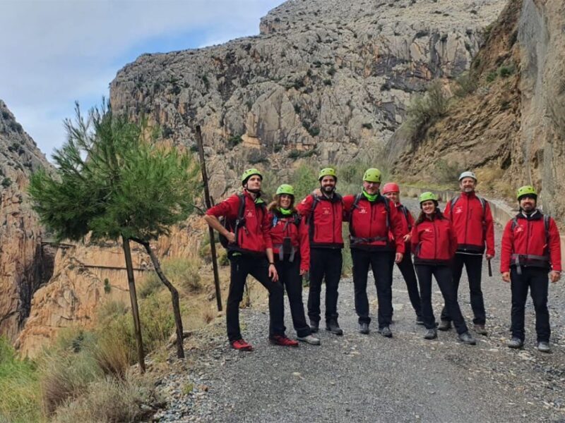 Caminito del Rey: Tour with Official Guide and Drink - The Cost and Its Value