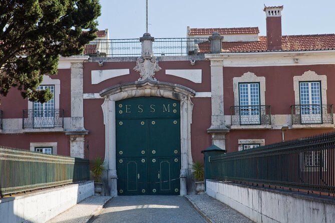 Campo de Ourique - Lisbon Coolest Quarter - Practical Considerations