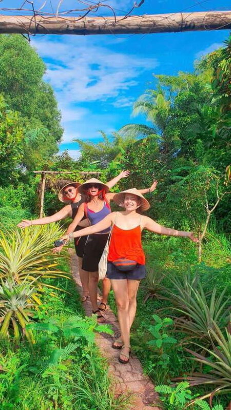 Can Tho: Floating Market, Canals, Garden & Cooking Class - Exploring Cai Rang Floating Market