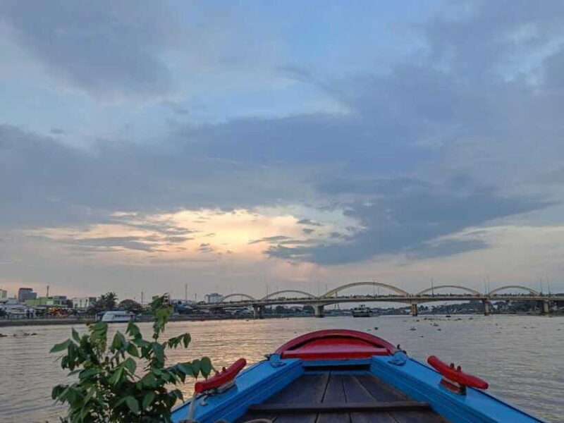 Can Tho: Small Canal and enjoy Sunet on Can Tho river - Evaluating the Value