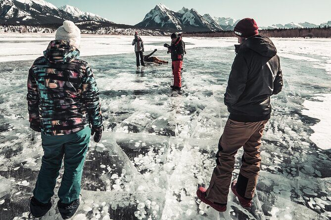 Canadian Rockies Abraham Lake Ice Bubbles Helicopter Tour - An In-Depth Look at the Tour