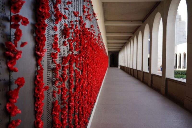 Canberra: City Highlights Day Tour with Entrance Fees - Key Points