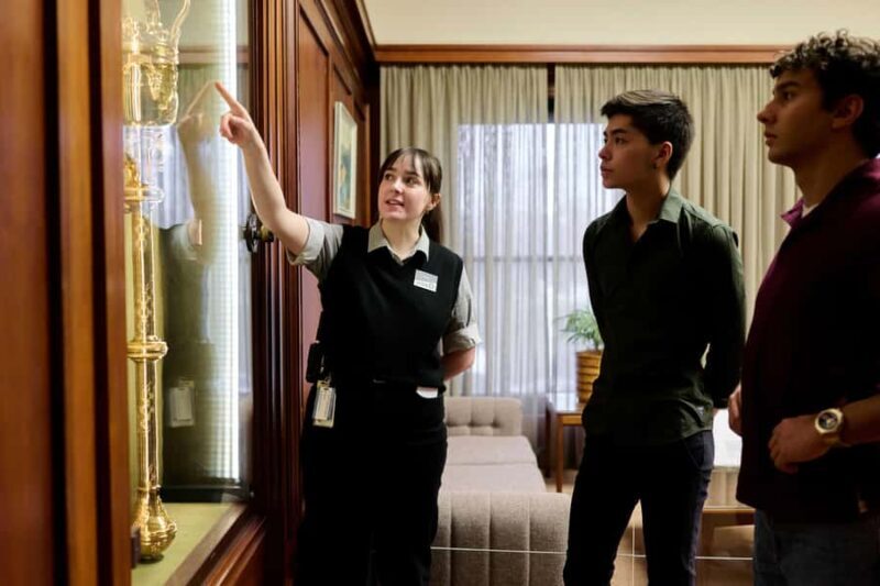 Canberra: Old Parliament House 'Walk Through History' Tour - Exploring the Tour Experience