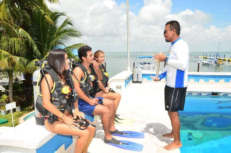 Cancun: Aquaworld Scuba Diving School - Equipment and Additional Costs