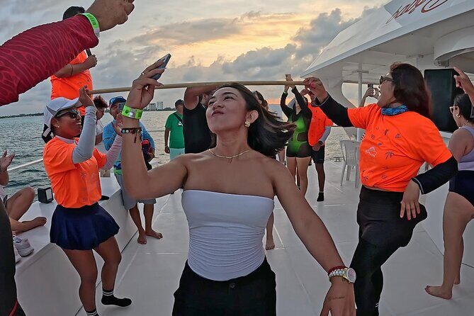 Cancun Baby Dancer Catamaran Party - Who Is This Tour Best For?