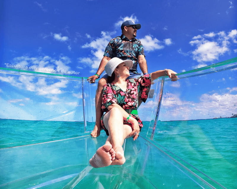 Cancun: Boat trip with transparent bottom and drinks - FAQs