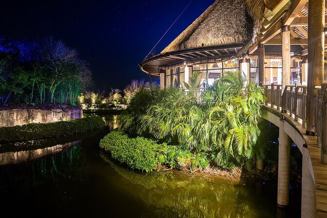Cancún by Night: Private Custom tour - Transportation and Comfort