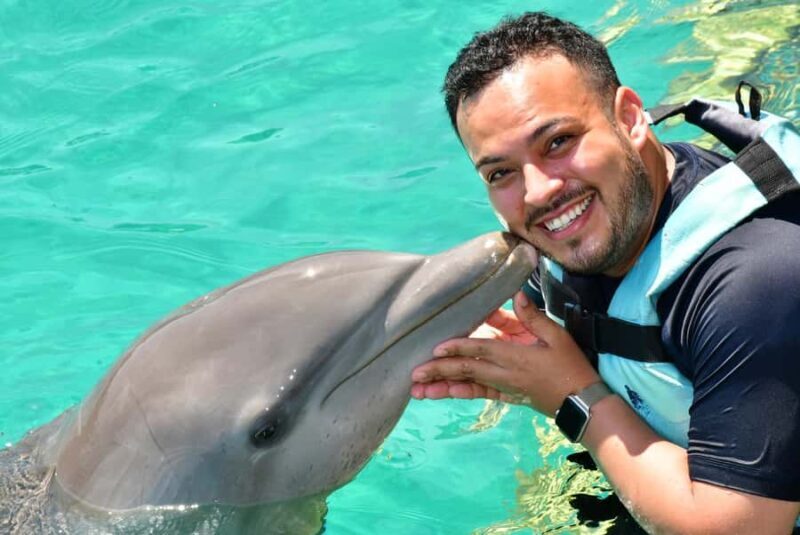 CANCUN: Catamaran and Dolphin Connection at Isla Mujeres - Who Should Consider This Tour?