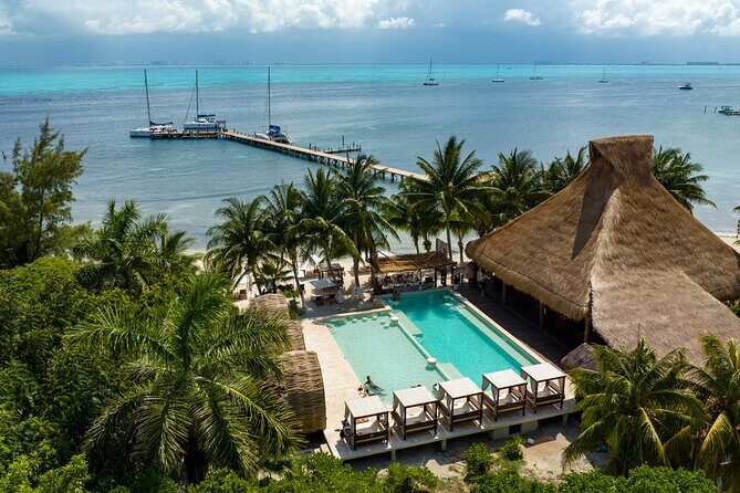 Cancún Catamaran to Isla Mujeres + Snorkel, Open Bar & Lunch - An In-Depth Look at the Experience