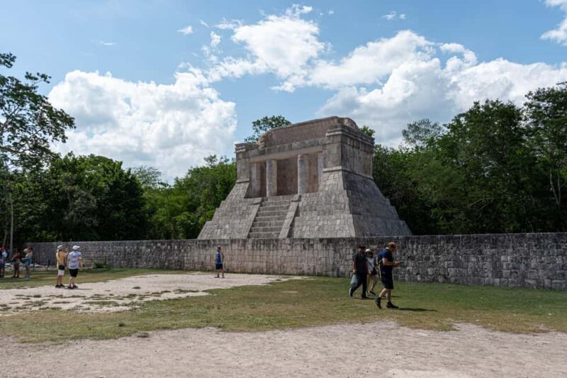 Cancun: Chichen Itza Early Tour with Transportation & Lunch - FAQ