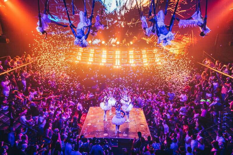Cancun: Coco Bongo Nightclub Experience - Introducing the Coco Bongo Nightlife Tour