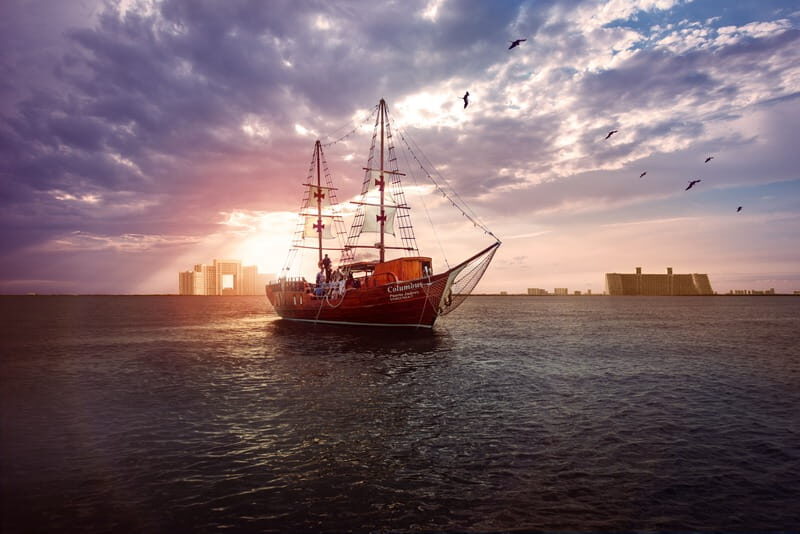 Cancún: Columbus Dinner Cruise and Sky Wheel Pass Go - Who Should Consider This Tour?