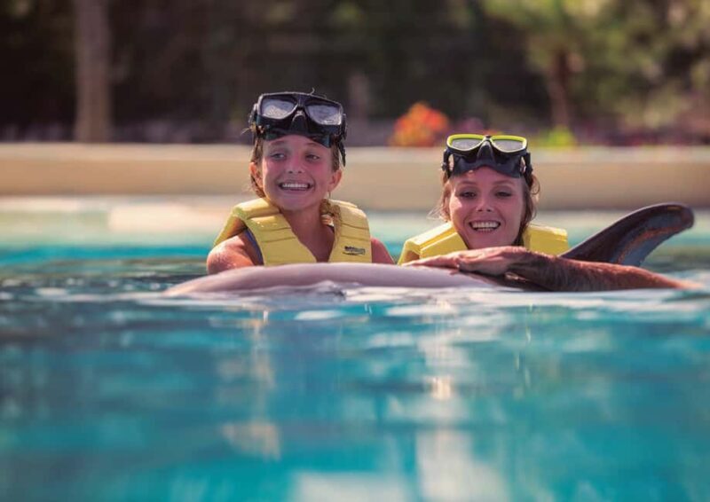 CANCUN: Dolphin Swim Adventure with buffet and soft drinks - FAQ