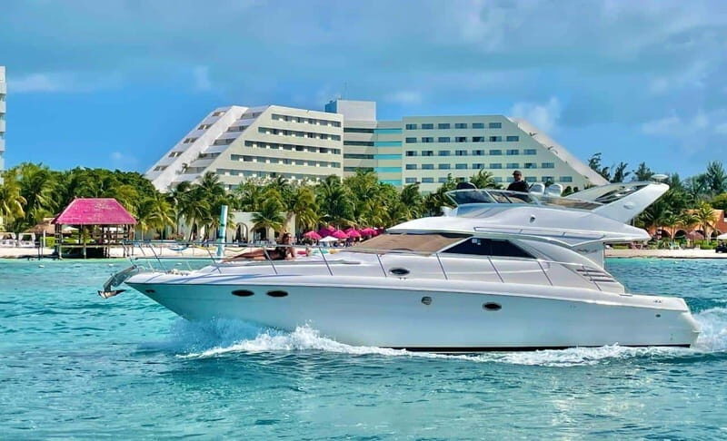 Cancun: Exclusive Sea Ray Express Bridge for 14 people - The Itinerary: What You Can Expect