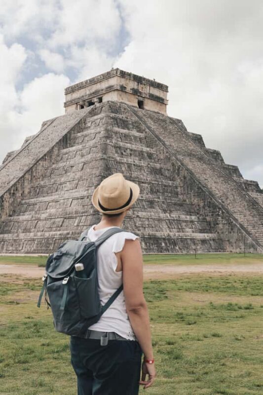 Cancun: Exclusive sunrise at Chichen Itza with an expert guide - An Authentic Early Morning Adventure