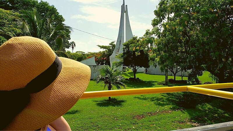 Cancun: Guided City Tour with Shopping by Double Decker Bus - Key Points