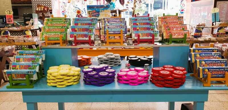 Cancun: Guided City Tour with Shopping by Double Decker Bus - Visual and Cultural Highlights