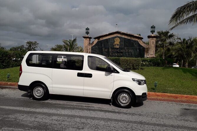 Cancun Int.Airport to The hotel zone cancun 1-3 passengers ROUNDTRIP - What the ride entails
