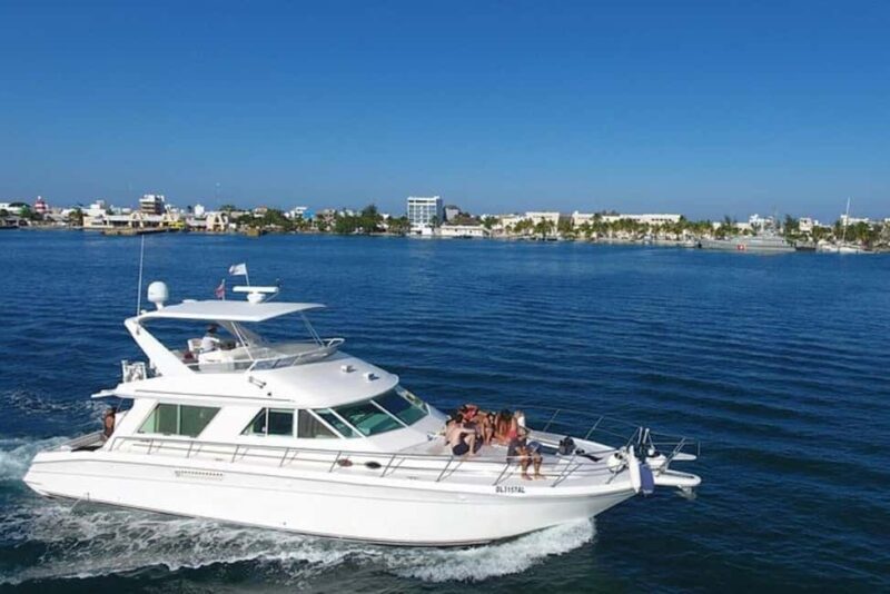 Cancun: Luxury Yacht Tour to Isla Mujeres Chef #GMBSR55FUN - An In-Depth Look at the Experience