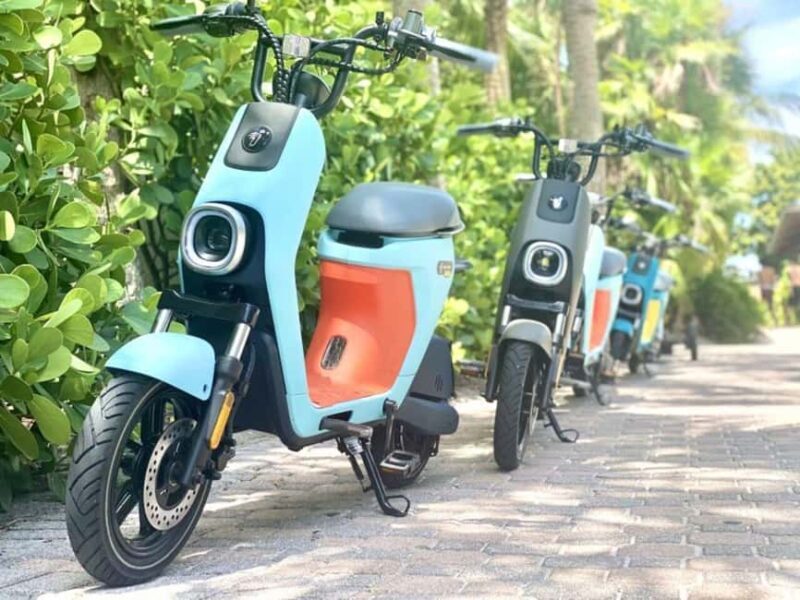 Cancun: Mopeds Adventure! 90 min Guided Tour in Hotel Zone - Why Choose a Moped Tour in Cancun?