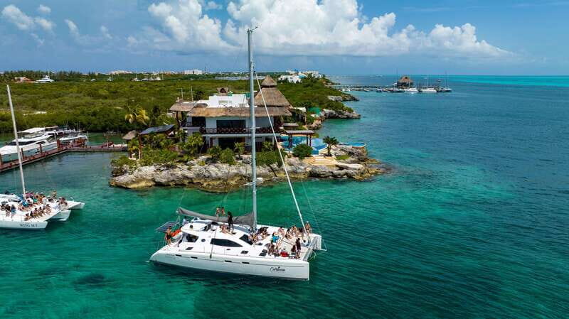 Cancun Private Catamara: Isla Mujeres with Buffet & Open Bar - An In-Depth Look at the Cancun Private Catamaran Tour
