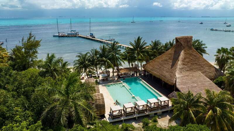 Cancún Private Catamaran with Snorkel and Open Bar - Who Should Consider This Tour
